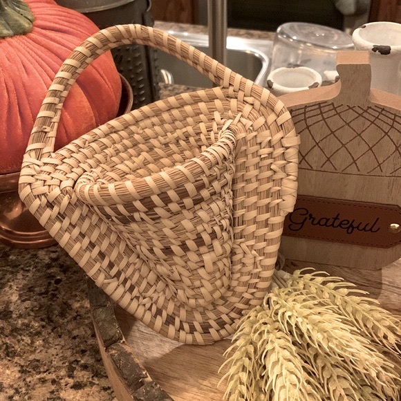 Accents | Charleston Gullah Sweetgrass Basket | Poshmark